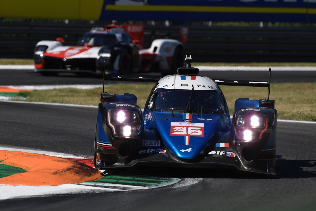 WEC – Alpine trionfa di forza a Monza. Ferrari completa il podio dietro ...